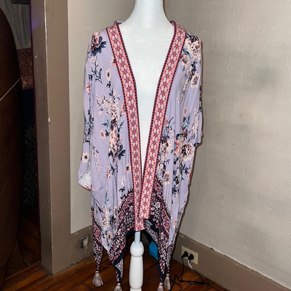 Knox Rose | Tops | Stunning Knox Rose Shawl | Poshmark